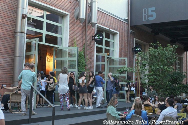 Shake Café, siamo a cinque! • Nove da Firenze
